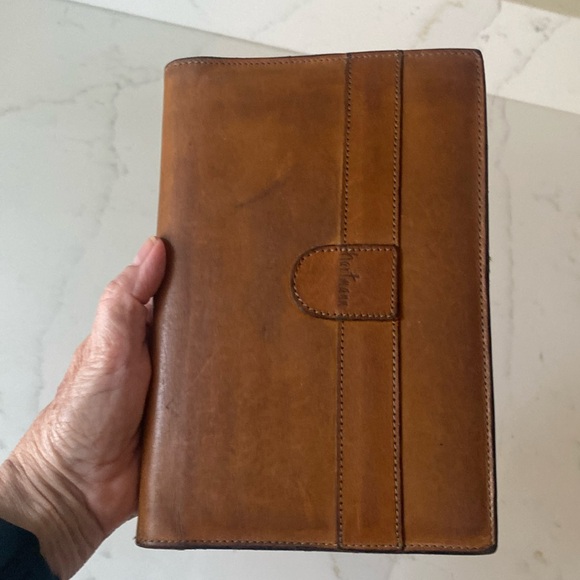 Hartmann | Office | Vintage Leather Hartmann Small Portfolio Flaw ...